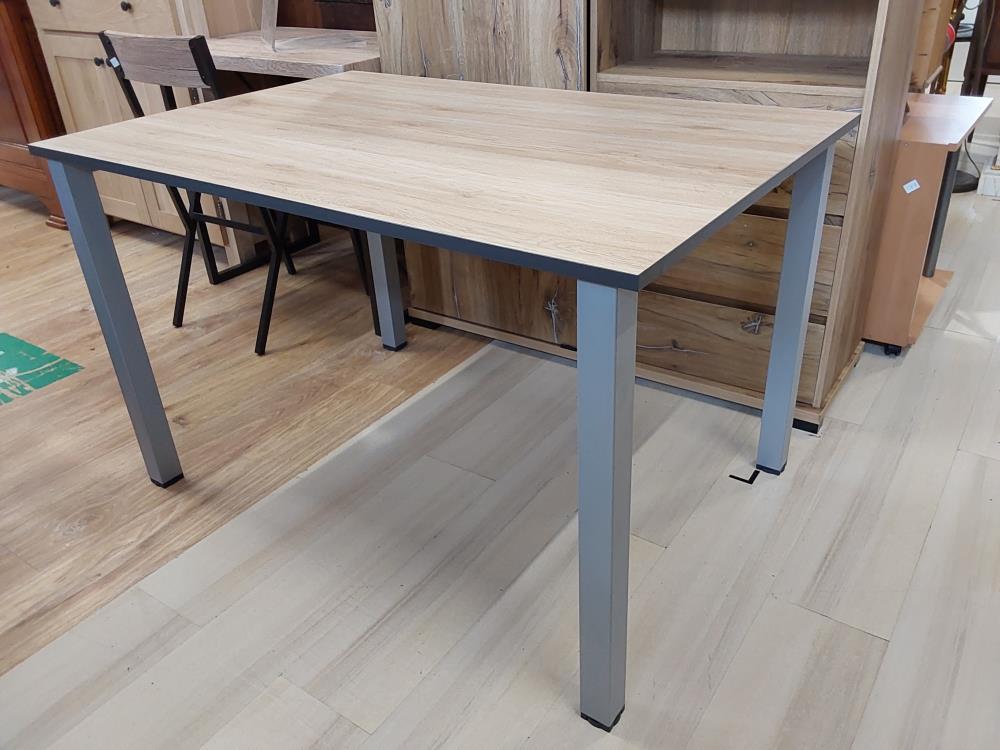 TABLE PLATEAU IMT BOIS PIED METAL occasion - Troc Richwiller